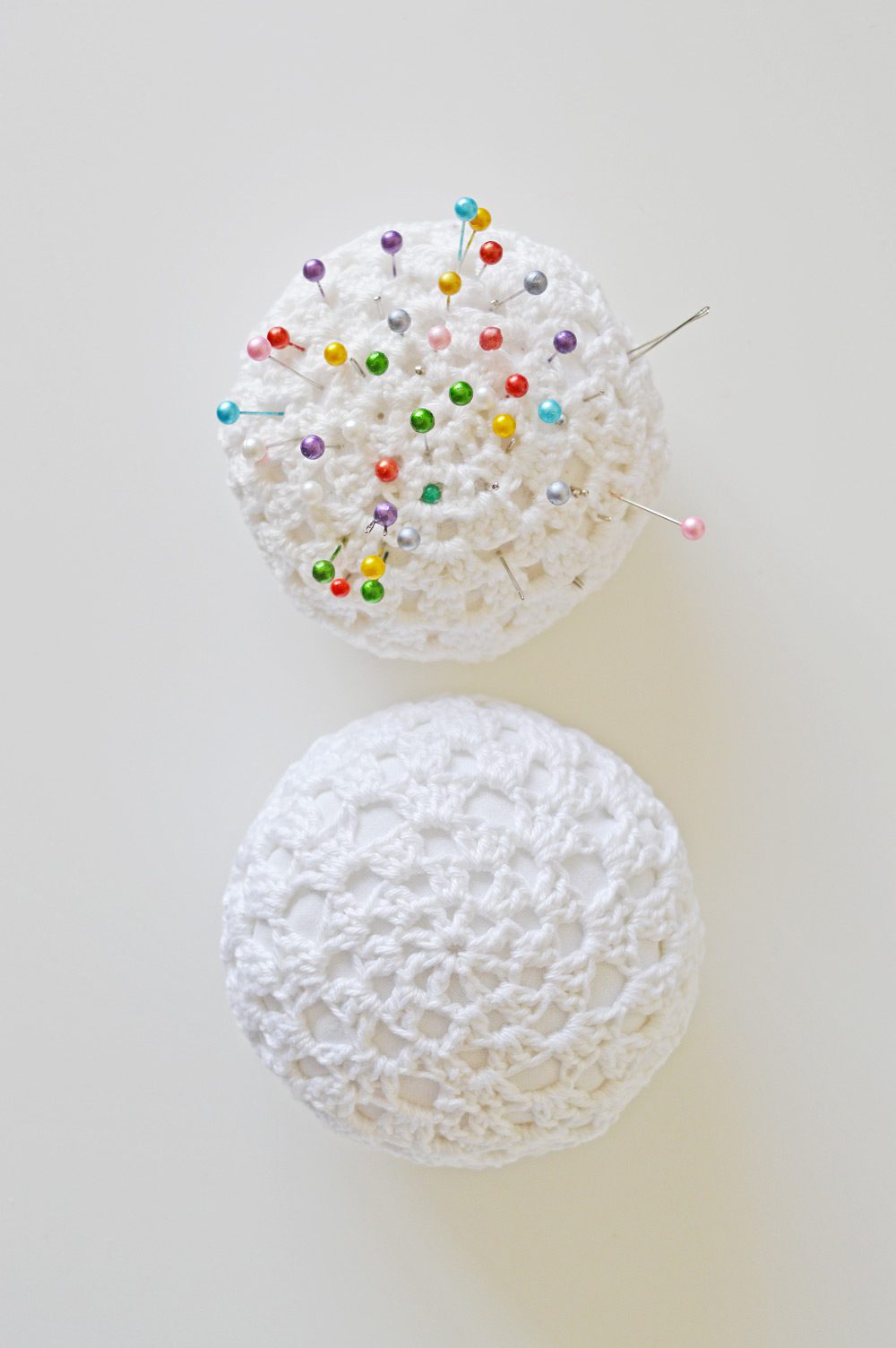 DIY crochet pincushion